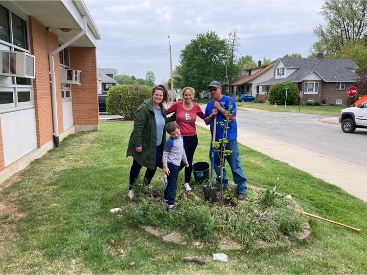 Earth Day | Henry Raab School